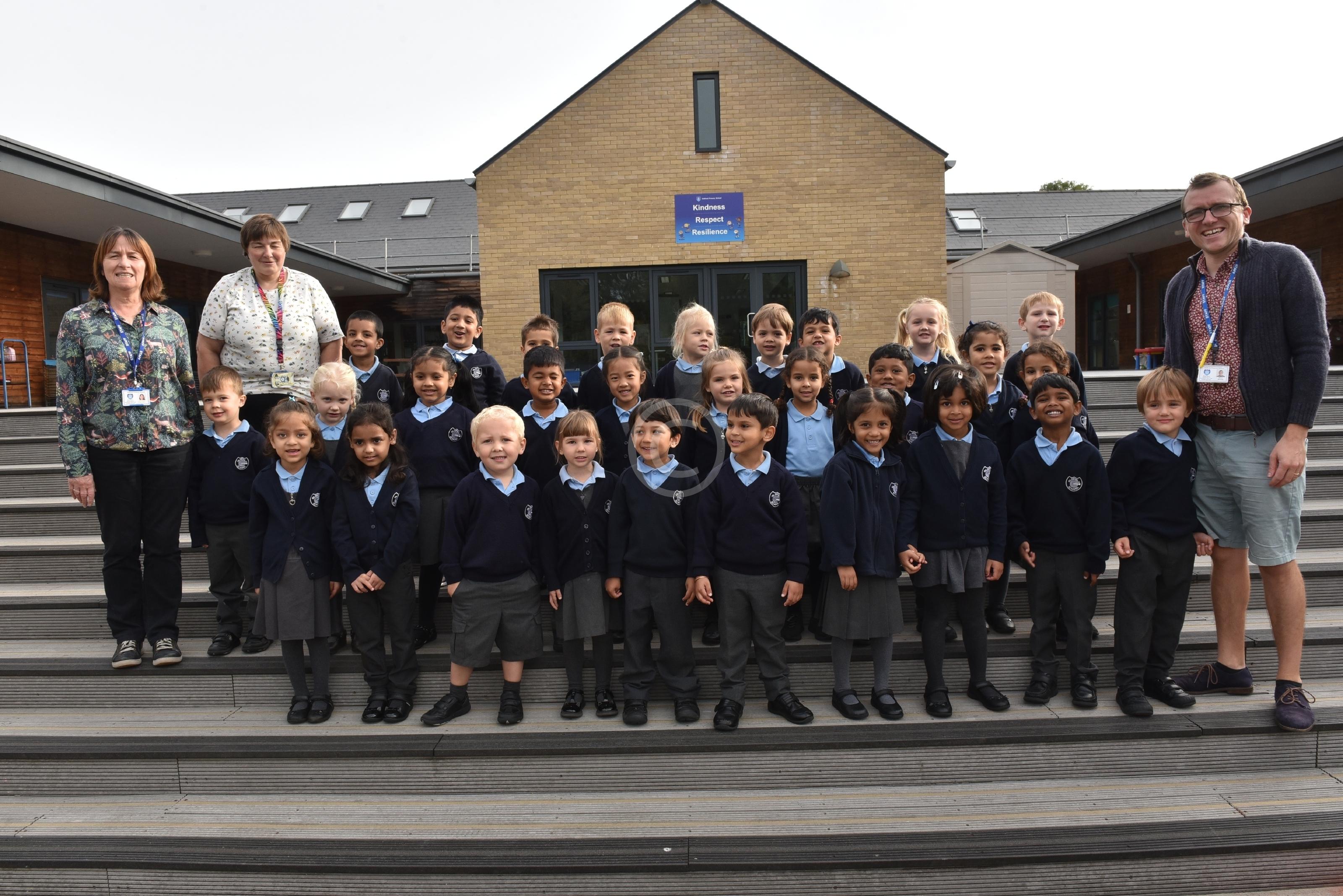 FIRST CLASS 135867 - Photo 1 of 15 - Baylis Media Photos