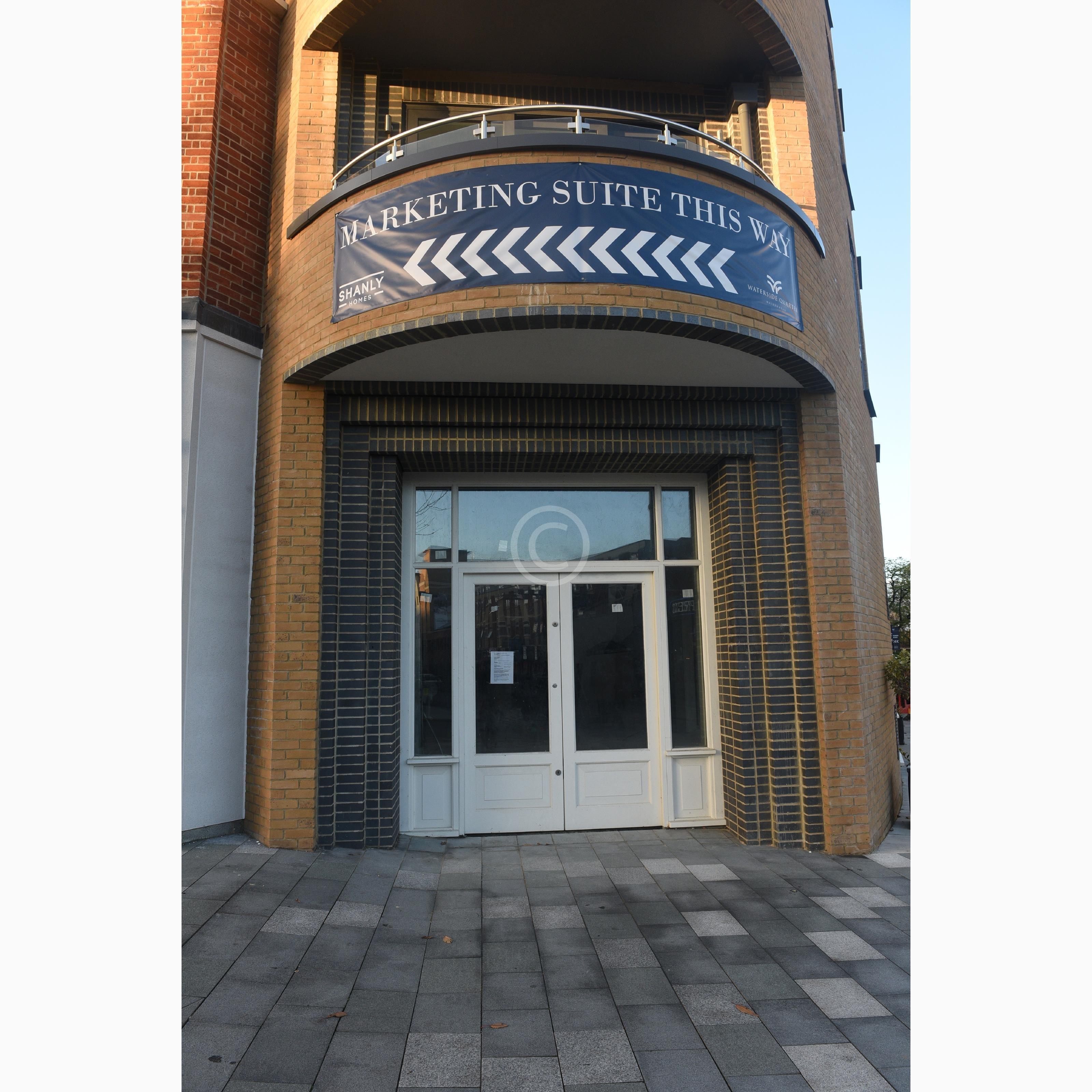 MAIDENHEAD 135967 - Photo 1 of 9 - Baylis Media Photos