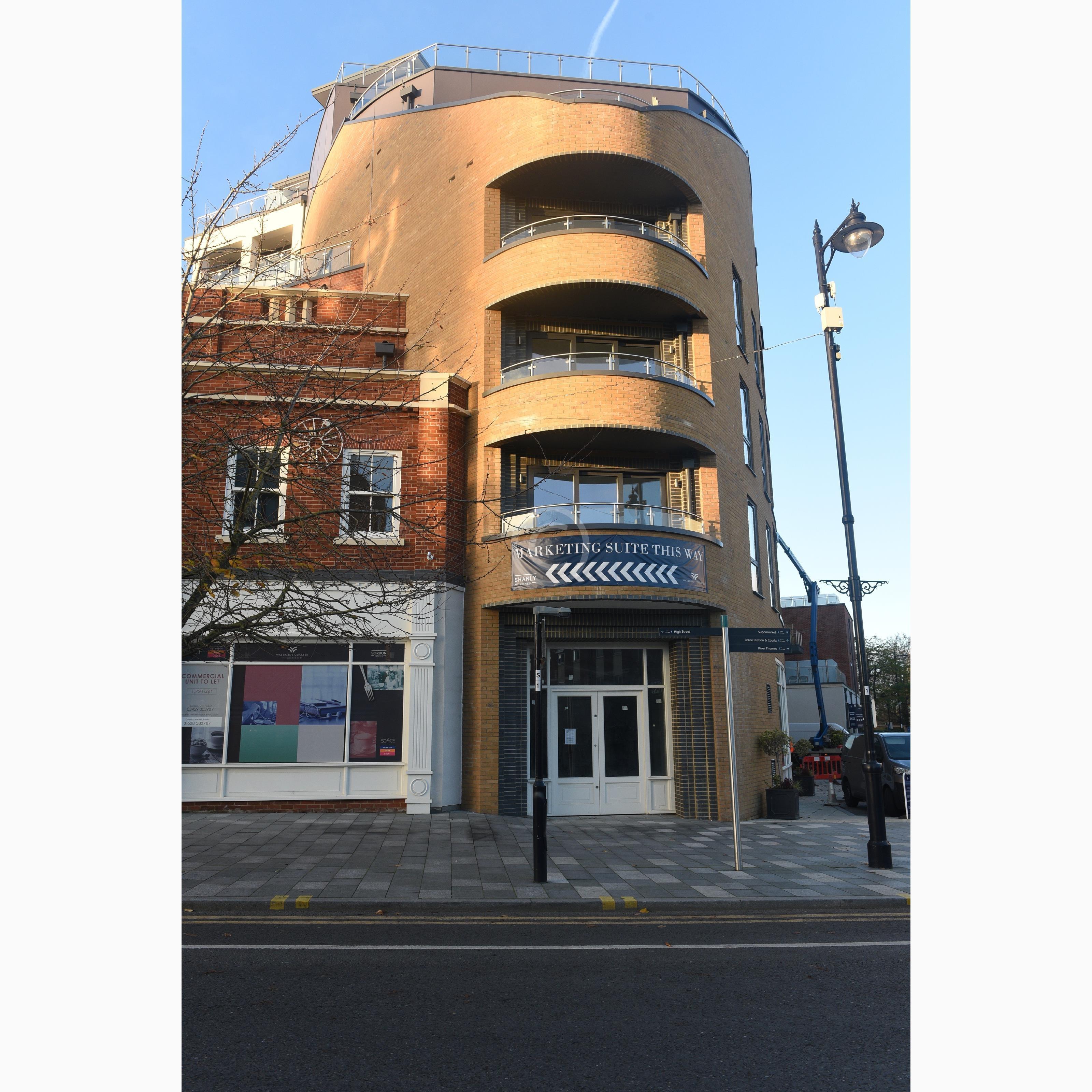 MAIDENHEAD 135967 - Photo 1 of 9 - Baylis Media Photos