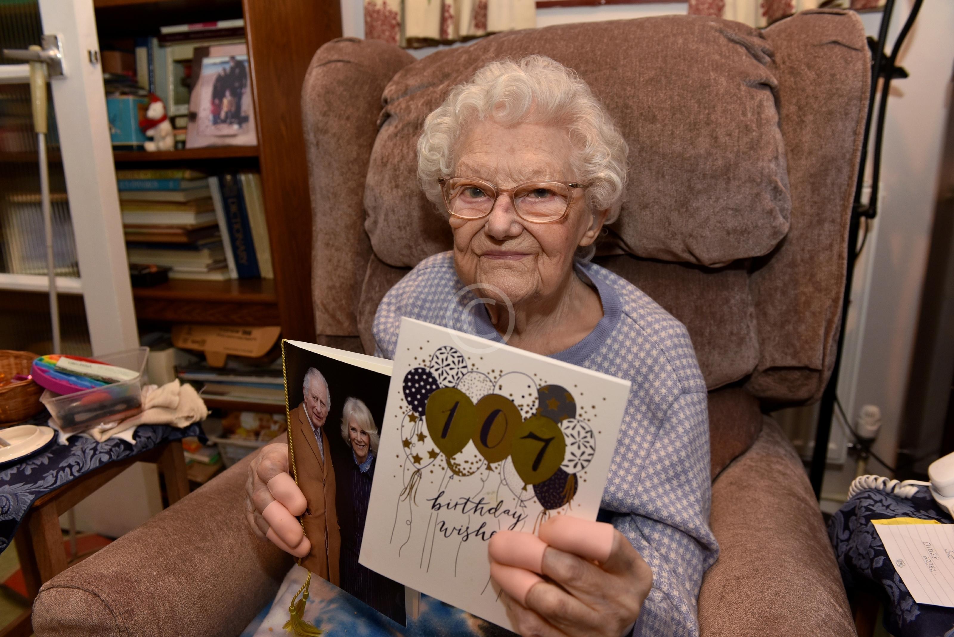 MAIDENHEAD 136129 - Photo 1 of 5 - Baylis Media Photos