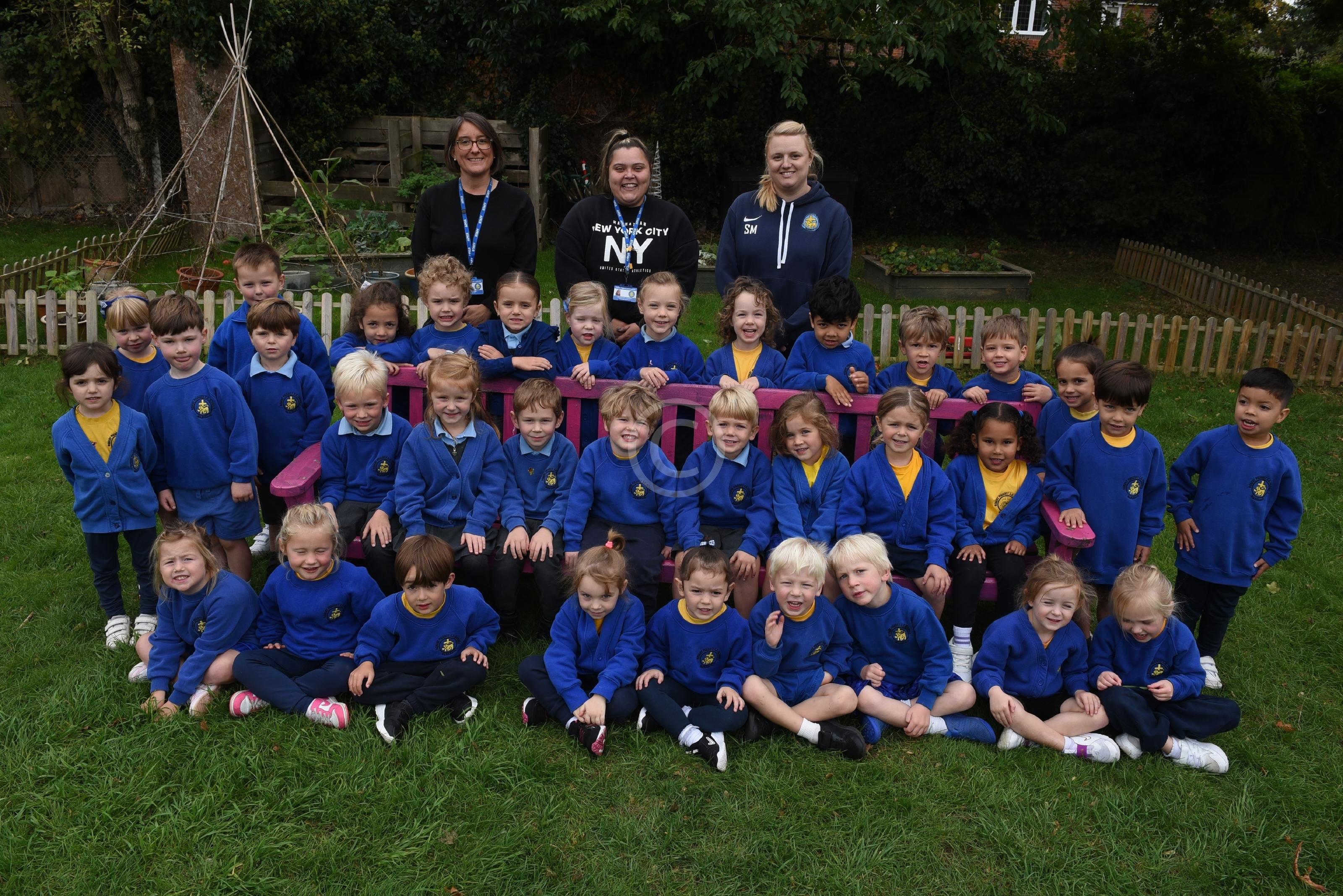 FIRST CLASS 137028 - Photo 1 of 12 - Baylis Media Photos