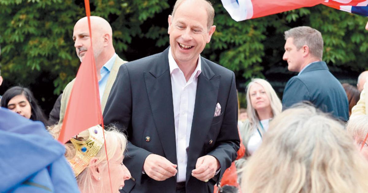 In pictures: Big Lunch on the Long Walk with Earl of Wessex - Photo 2 ...