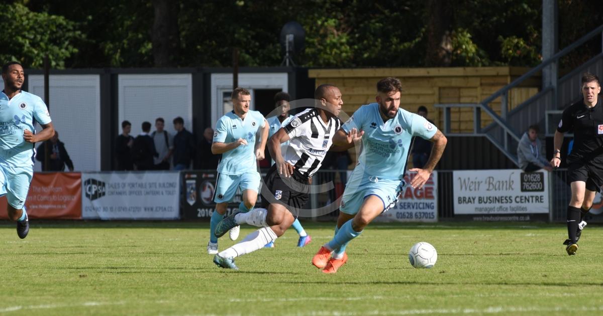 FOOTBALL 128721 - Photo 1 of 16 - Baylis Media Photos