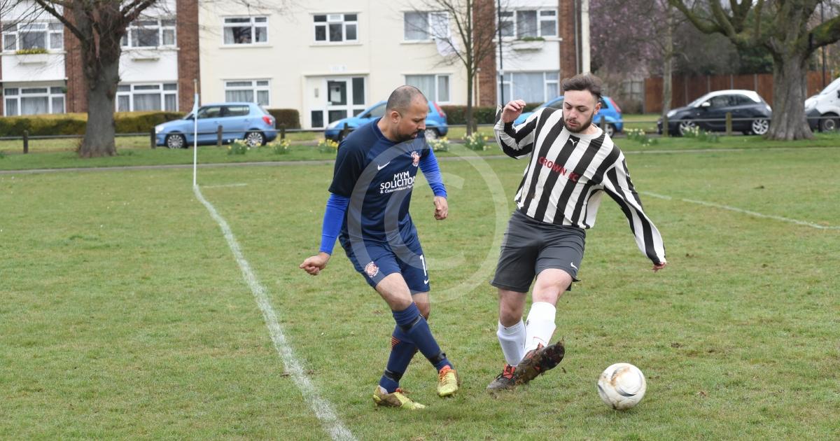 FOOTBALL 129592 - Photo 1 of 17 - Baylis Media Photos