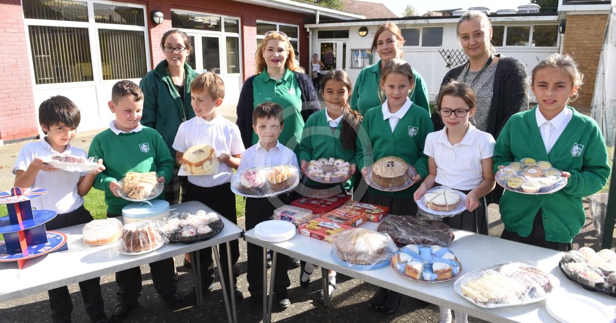 DEDWORTH 130412 - Photo 1 of 4 - Baylis Media Photos