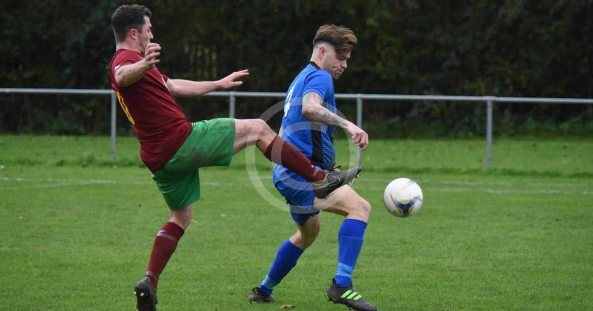 FOOTBALL 133120 - Photo 1 of 23 - Baylis Media Photos