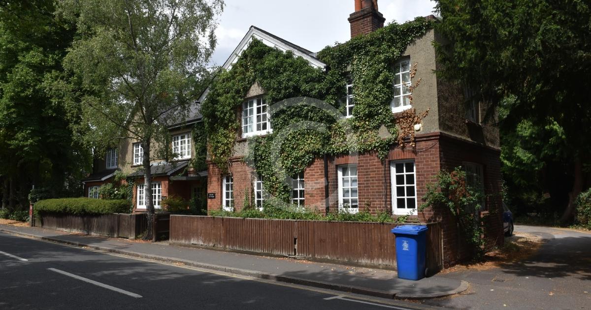 ETON 134751 - Photo 1 of 6 - Baylis Media Photos