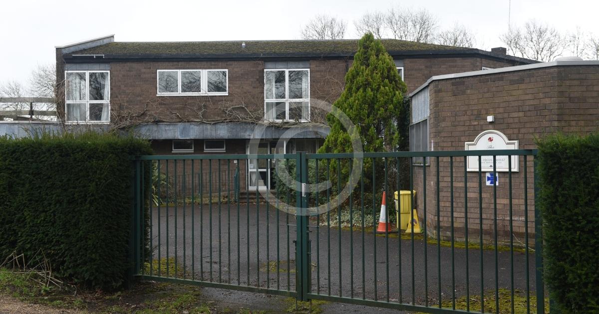 COOKHAM 136720 - Photo 1 of 14 - Baylis Media Photos