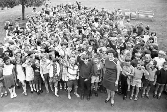 Days Gone By Photos - Schools - Photo 1 of 20 - Baylis Media Photos