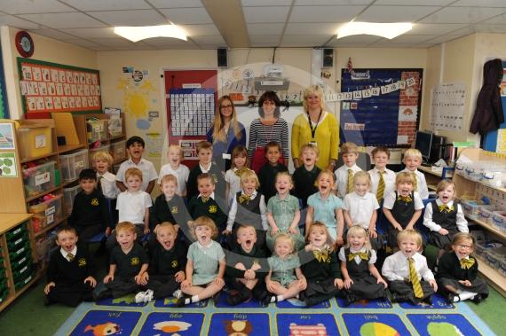 FC16 126689 - Photo 1 of 3 - Baylis Media Photos