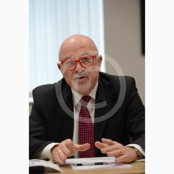 MAIDENHEAD 127409 - Photo 1 of 45 - Baylis Media Photos