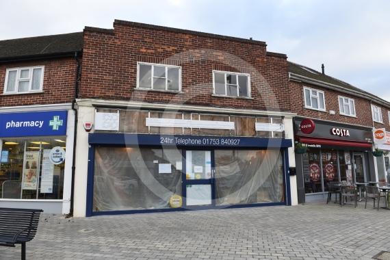 DEDWORTH 129102 - Photo 1 of 5 - Baylis Media Photos