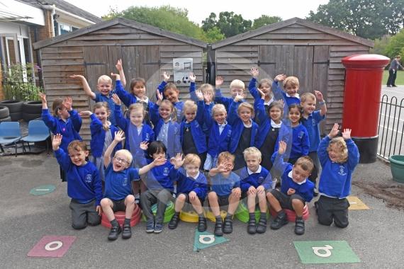 FIRST CLASS 130311 - Photo 1 of 4 - Baylis Media Photos