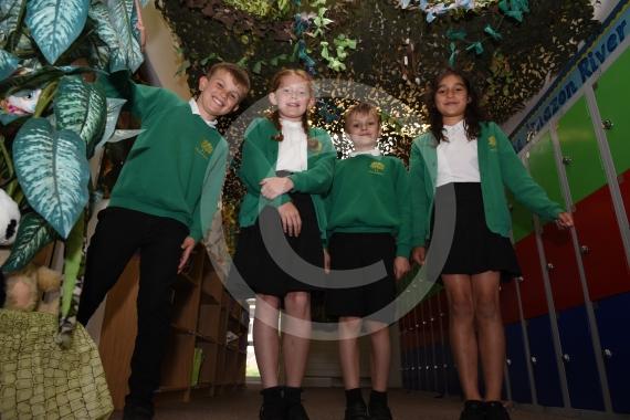 COX GREEN 131387 - Photo 1 of 7 - Baylis Media Photos