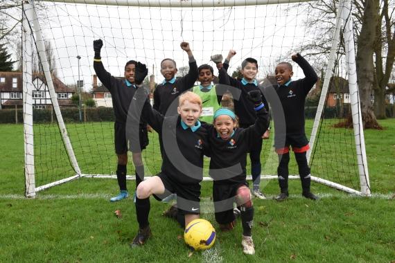 DATCHET 132411 - Photo 1 of 47 - Baylis Media Photos