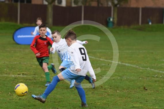 DATCHET 132411 - Photo 1 of 47 - Baylis Media Photos