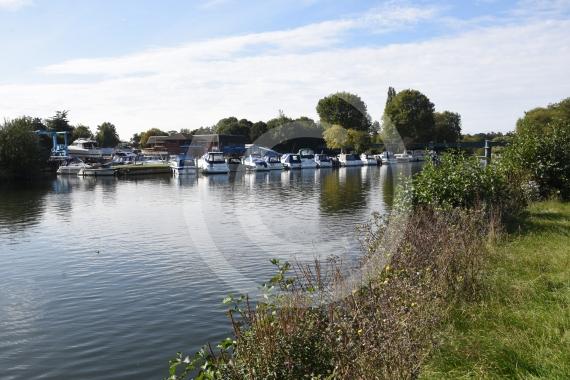 SHIPLAKE 133001 - Photo 1 of 24 - Baylis Media Photos