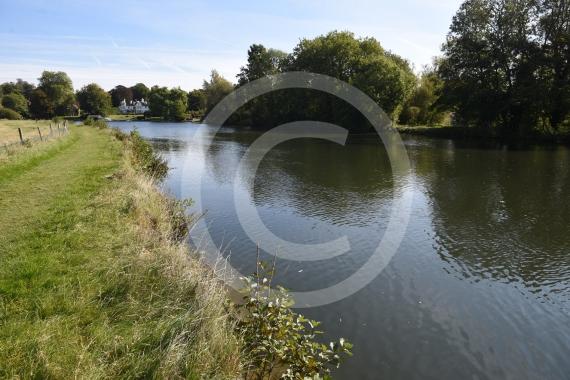SHIPLAKE 133001 - Photo 1 of 24 - Baylis Media Photos