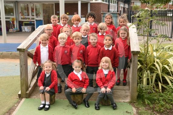 FIRST CLASS 133026 - Photo 1 of 9 - Baylis Media Photos