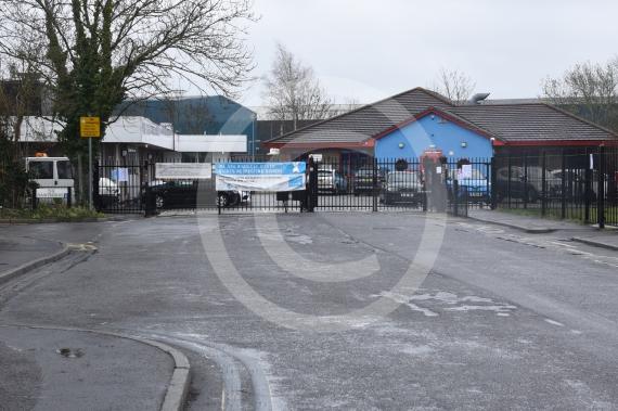 COLNBROOK 133385 - Photo 1 of 8 - Baylis Media Photos