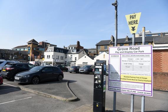 MAIDENHEAD 134342 - Photo 1 of 5 - Baylis Media Photos