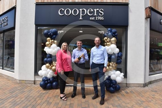 MAIDENHEAD 134754 - Photo 1 of 6 - Baylis Media Photos