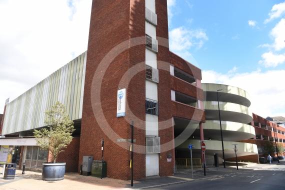 MAIDENHEAD 134804 - Photo 1 of 4 - Baylis Media Photos