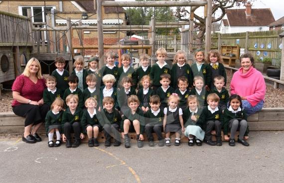 FIRST CLASS 134891 - Photo 1 of 4 - Baylis Media Photos