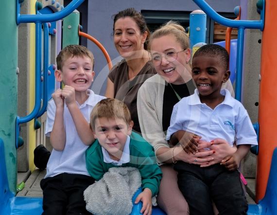 FIRST CLASS 134901 - Photo 1 of 4 - Baylis Media Photos