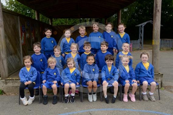 FIRST CLASS 135776 - Photo 1 of 7 - Baylis Media Photos