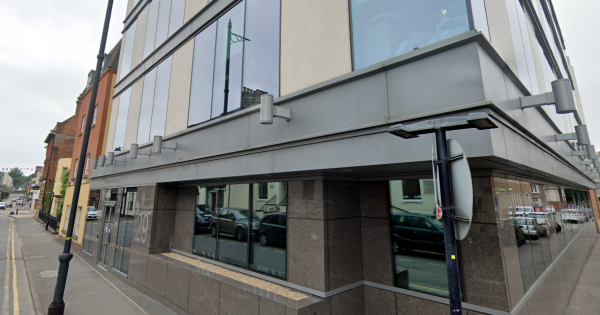 Plans in for 30 flats in town centre office building - Baylis Media Photos