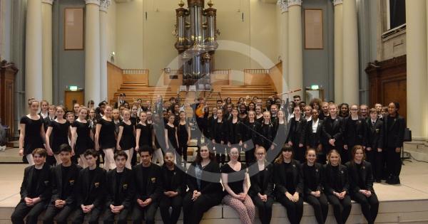 ETON 127823 - Photo 1 of 3 - Baylis Media Photos