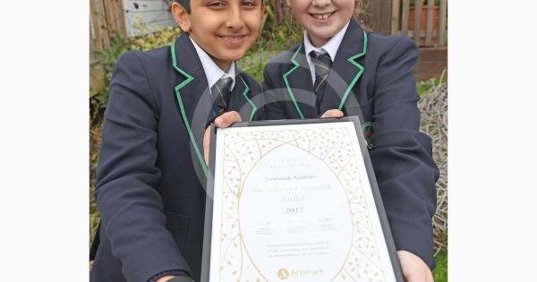 MAIDENHEAD 129019 - Photo 2 of 4 - Baylis Media Photos