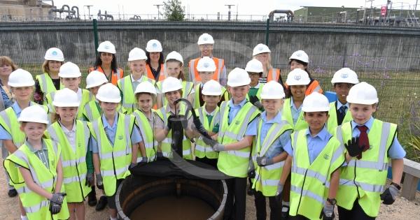 CIPPENHAM 129939 - Photo 1 of 6 - Baylis Media Photos