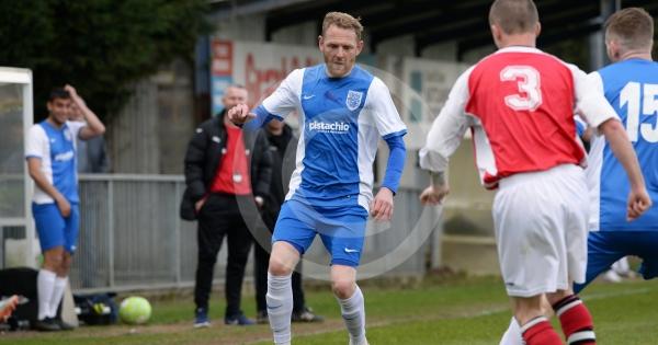 FOOTBALL 131179 - Photo 2 of 30 - Baylis Media Photos