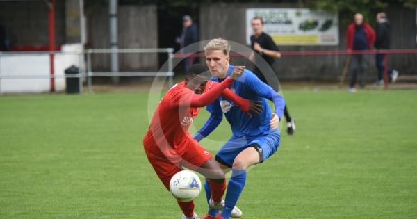 FOOTBALL 133075 - Photo 3 of 24 - Baylis Media Photos