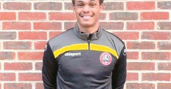 Goalkeeper-turned-striker Rhys Lovett signs for Maidenhead United ...