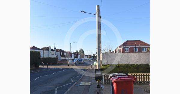 SLOUGH 134077 - Photo 1 of 4 - Baylis Media Photos