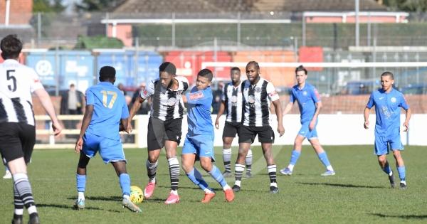 FOOTBALL 134329 - Photo 1 of 13 - Baylis Media Photos