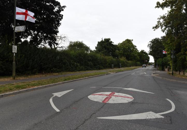 Council in ‘no great rush’ to remove St George’s flags from Maidenhead ...