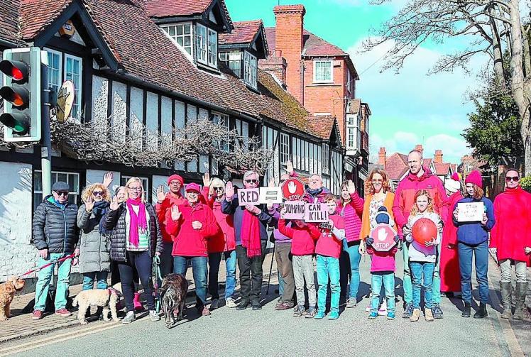 Police consider options to solve Wargrave's 'red light jumping' issue ...