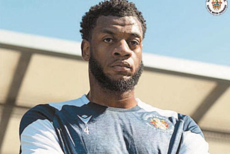 Slough Town sign defender Lexus Beeden and goalkeeper Charlie Horlock ...