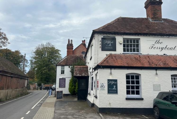 Chef re-opens restaurant as new ‘destination’ venue - Baylis Media Photos